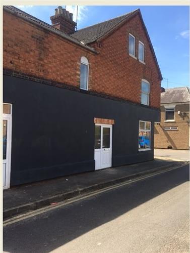 61 Lower Thrift Street, Northampton NN1 1 bed flat - £750 pcm (£173 pw)