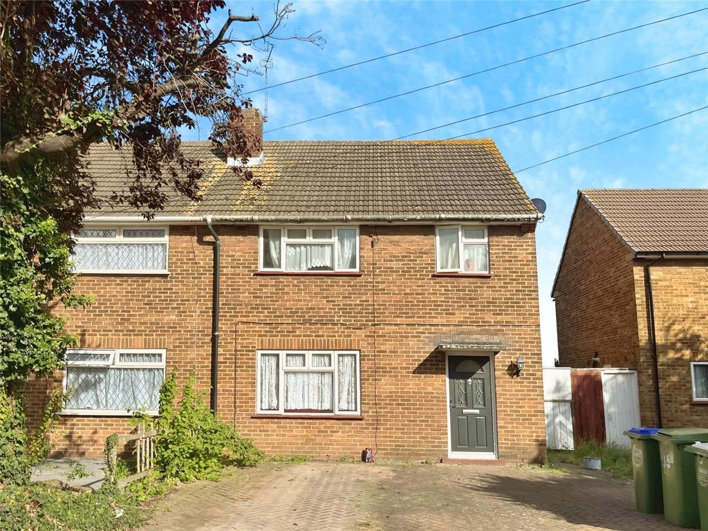 Newbery Road, Erith DA8 3 bed semi-detached house - £2,300 pcm (£531 pw)