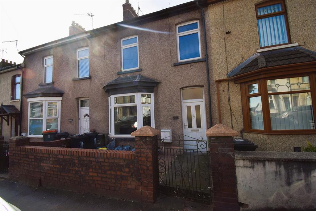 Caerleon Road, Newport 2 bed ground floor flat - £900 pcm (£208 pw)