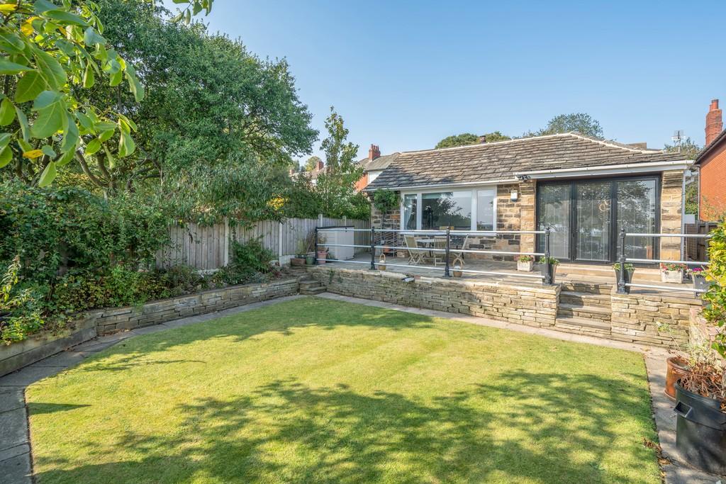 Upper Batley Lane, Batley 5 bed detached house - £685,000