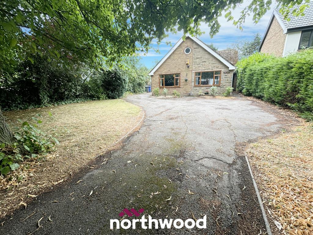 Station Road, Doncaster DN7 3 bed bungalow - £327,500