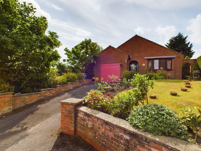 Meadowvale, Blacksmith Lane, East Keal 3 bed bungalow for sale - £225,000