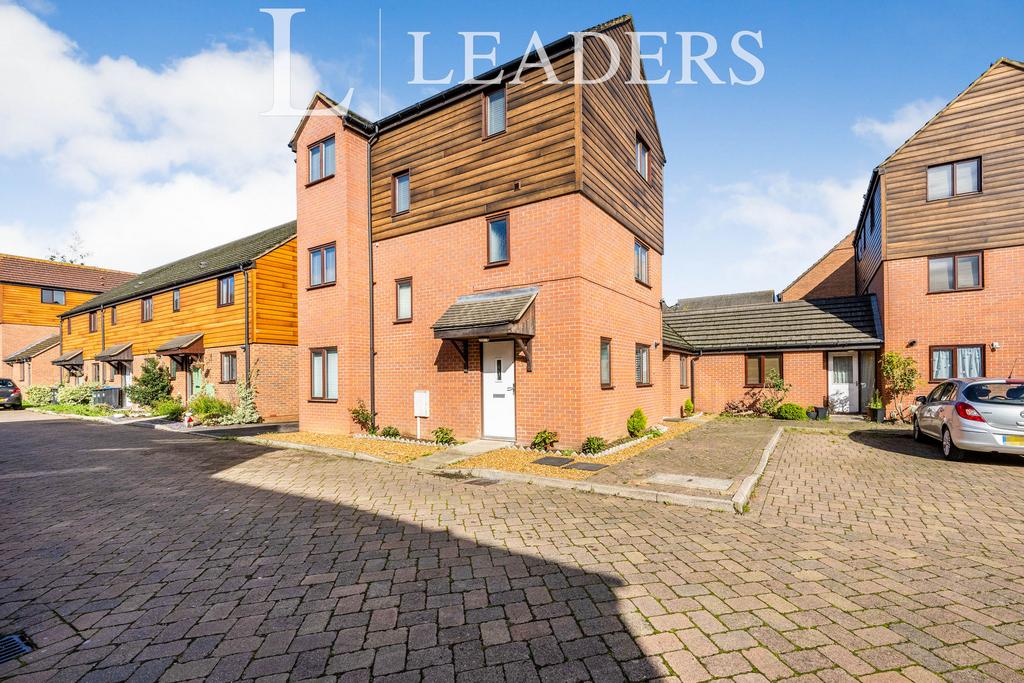 Maypool Way, Broughton, Milton Key... 4 bed detached house - £2,200 pcm ...