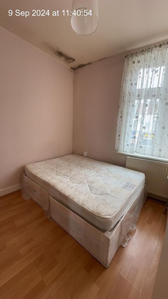Lordship Lane, Wood Green N22 2 bed flat - £1,800 pcm (£415 pw)