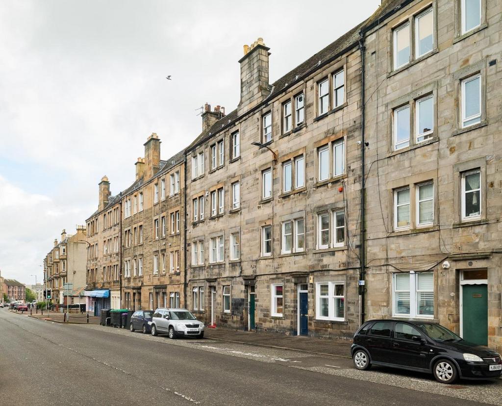 Easter Road, Easter Road, Edinburgh, EH6 2 bed flat - £169,000
