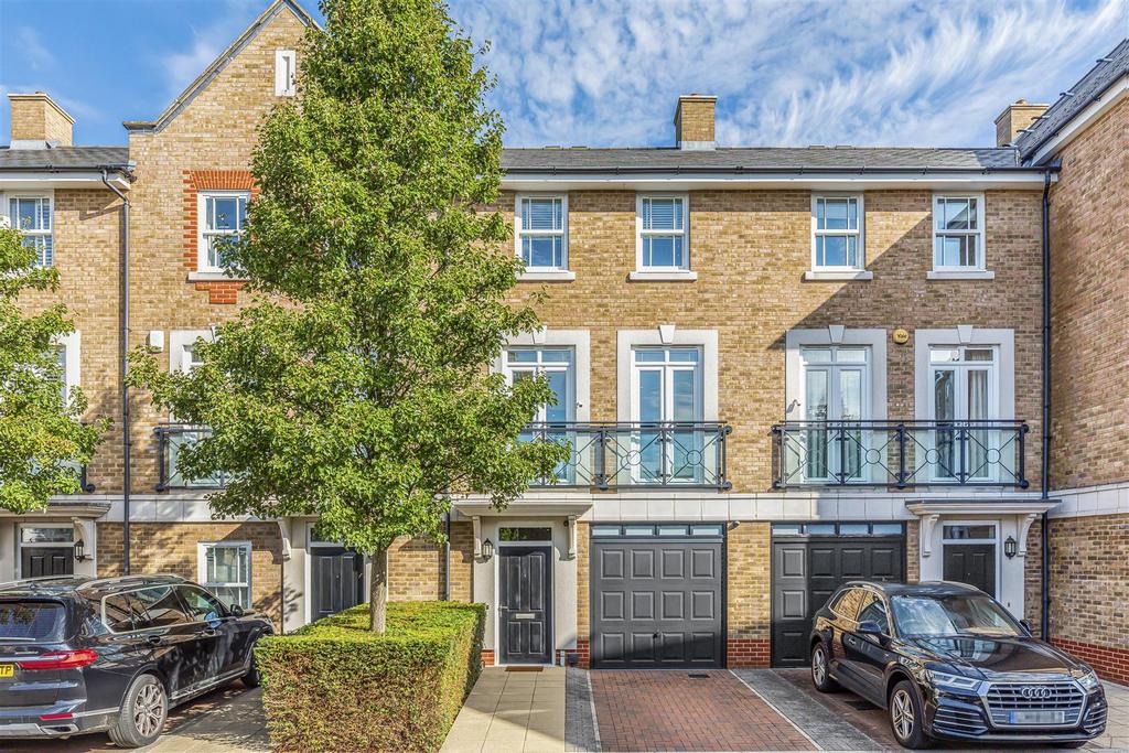 Gillis Square, Putney, SW15 4 bed terraced house - £1,300,000