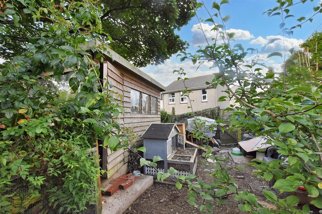 Vogue Hill, St. Day, Redruth 3 bed cottage - £310,000