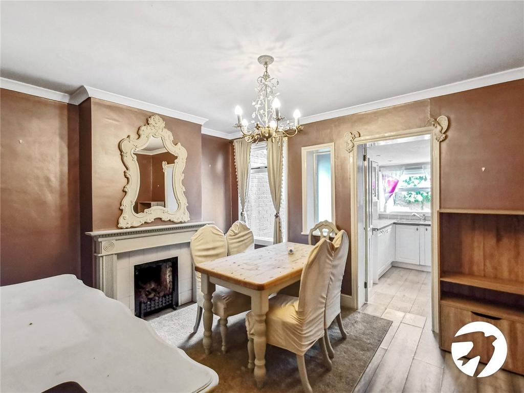 Lessness Road, Belvedere, DA17 2 bed house - £1,600 pcm (£369 pw)