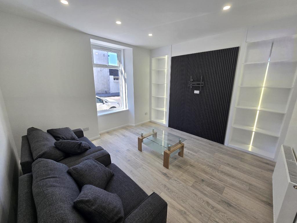 Holland Street, City Centre... 1 bed flat - £600 pcm (£138 pw)