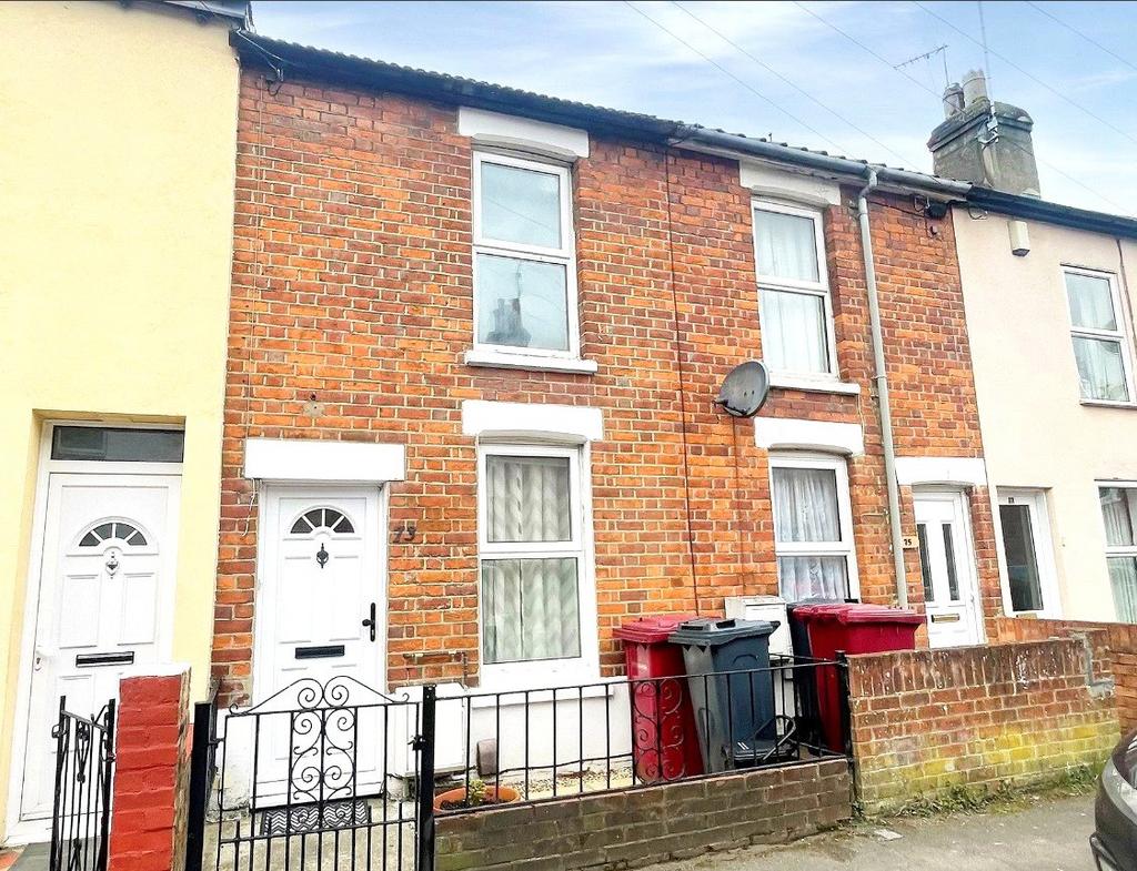 Amity Road, Reading, Berkshire, RG1 2 bed terraced house - £295,000