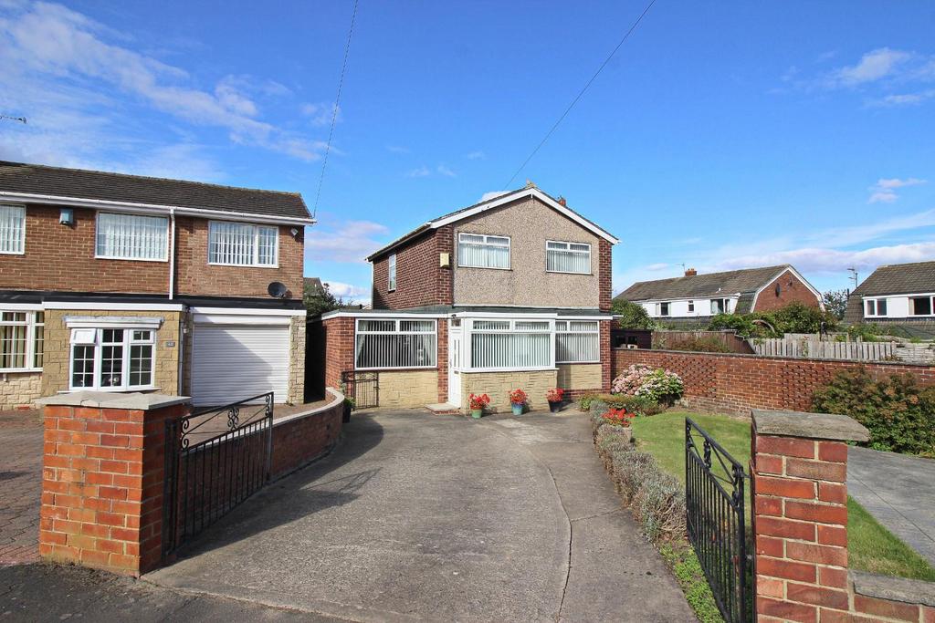 Coldstream, Ouston, Chester Le Street 4 bed detached house - £250,000