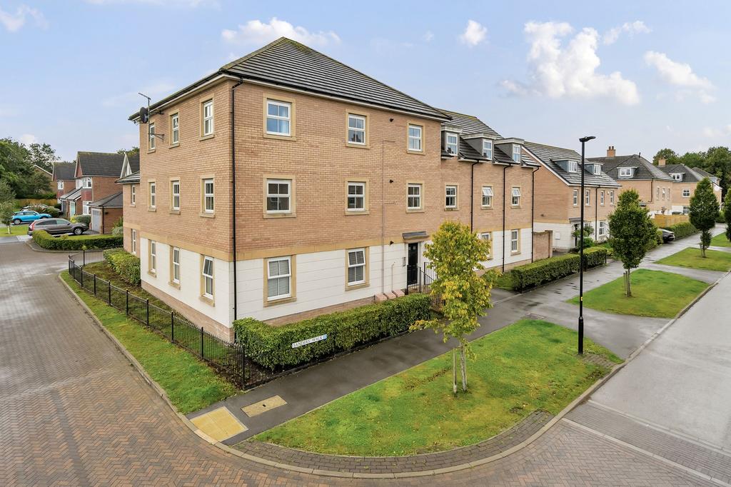 Sanders Walk, Harrogate, HG1 2 bed flat - £220,000