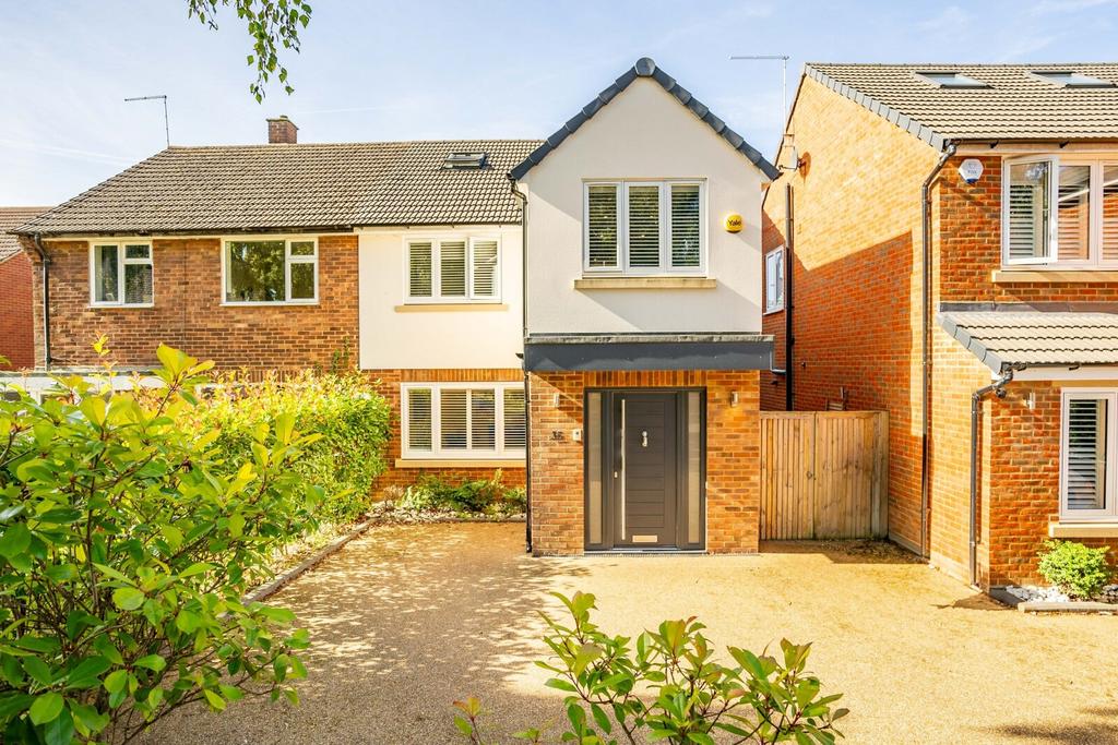 Rowlatt Drive, Hertfordshire AL3 4 bed semi-detached house - £1,000,000