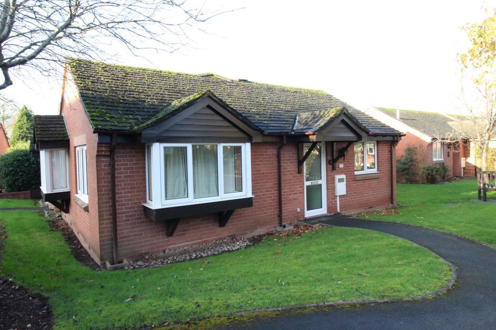Ashdene Gardens, Warwickshire CV8 2 bed bungalow for sale - £210,000