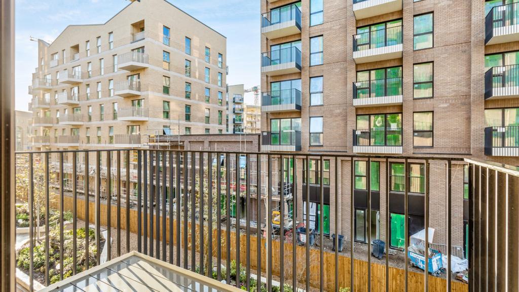 Plot 450 75% share - No parking, at... 1 bed flat - £213,750