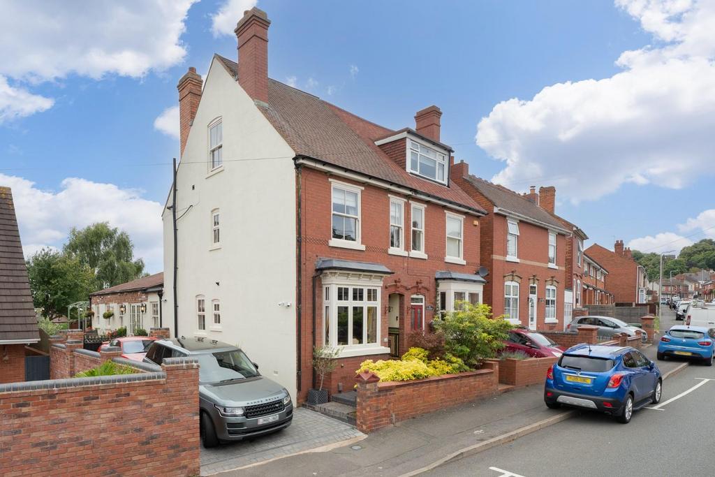 Redhall Road, Lower Gornal 3 bed semi-detached house for sale - £350,000
