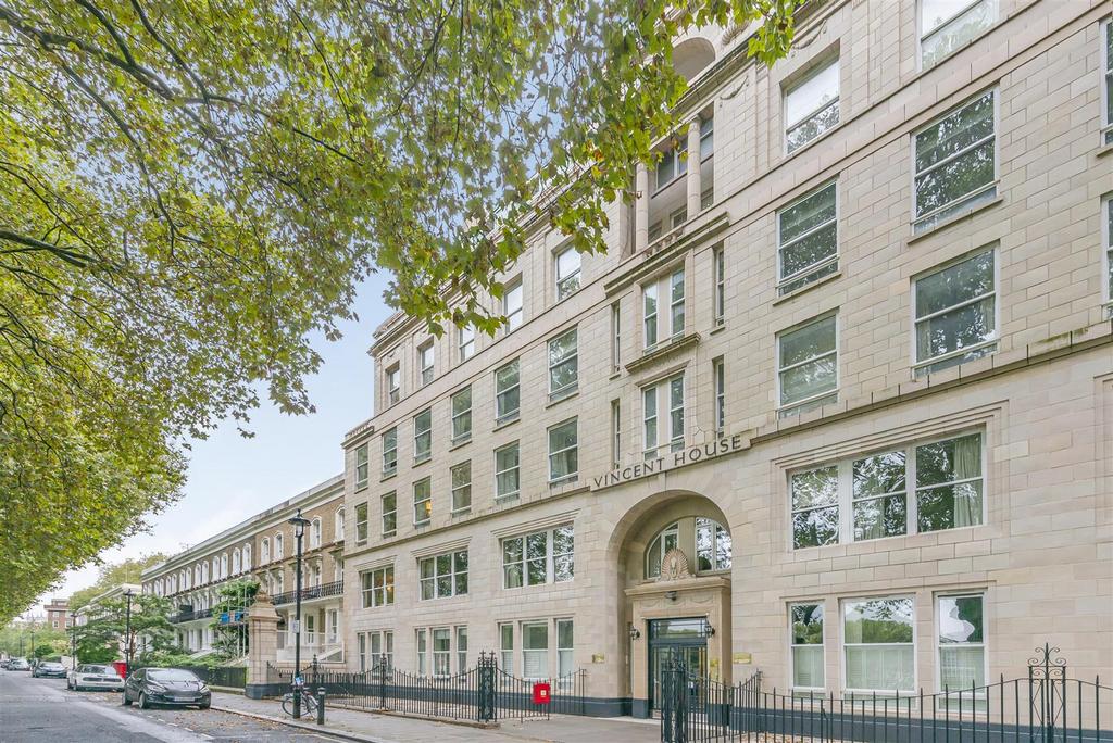 Vincent House, Vincent Square... 3 bed flat - £4,333 pcm (£1,000 pw)
