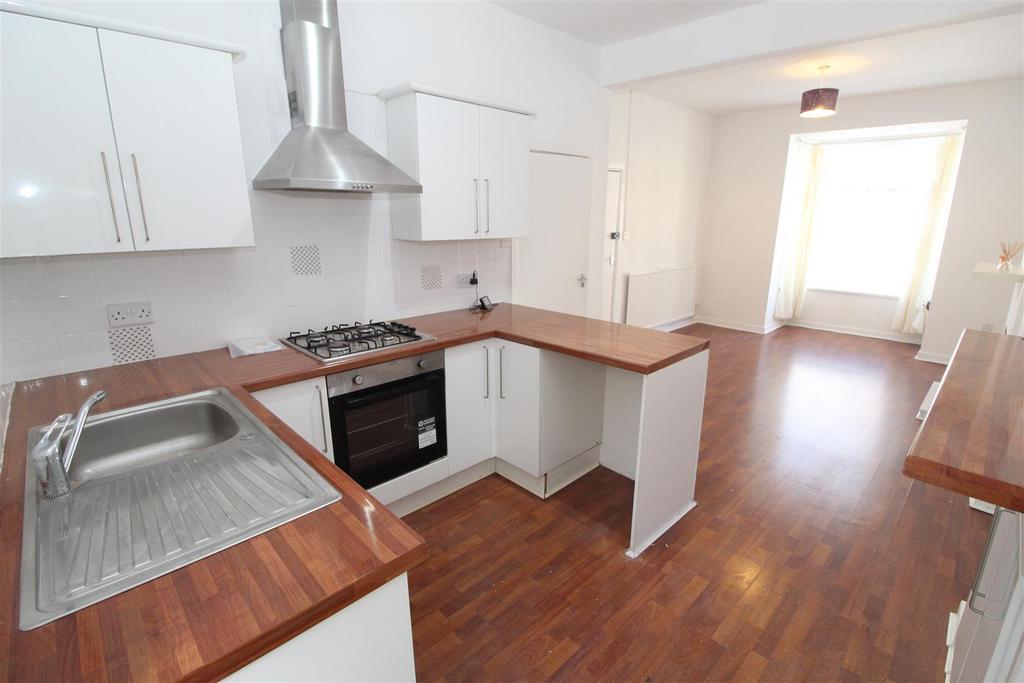 Aberdovey Street, Splott CF24 1 bed flat - £850 pcm (£196 pw)