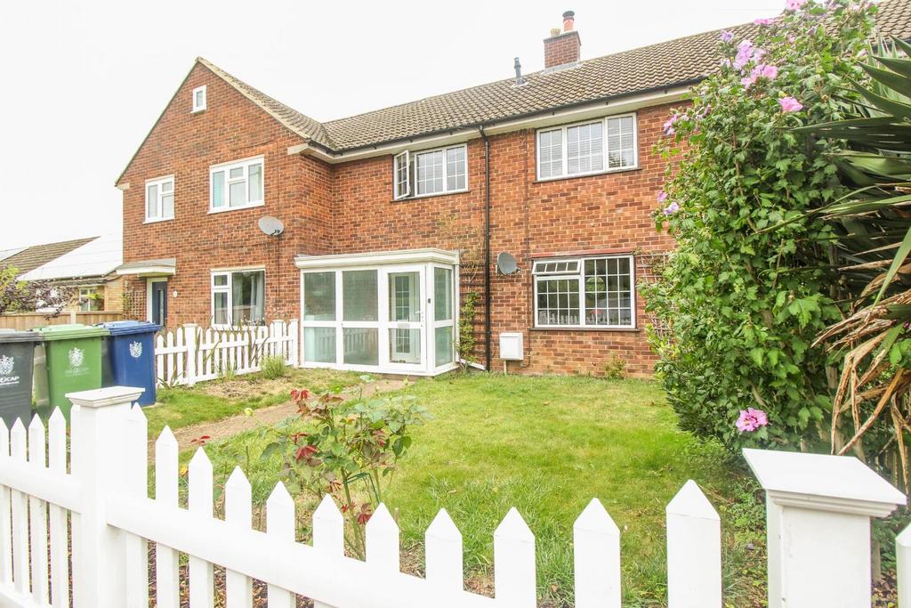 The Lawn, Whittlesford, Cambridge 3 bed terraced house - £425,000