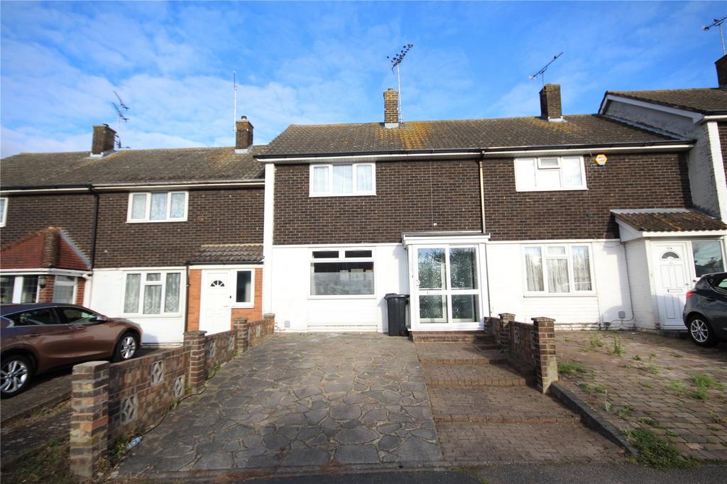 Church Road, Basildon, SS14 2 bed terraced house - £1,450 pcm (£335 pw)