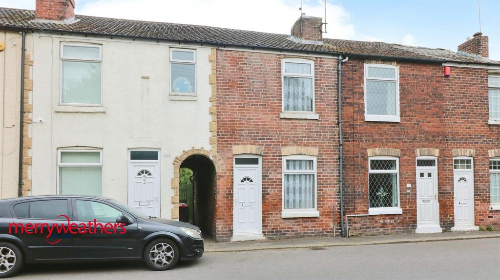 Bradgate Lane, Kimberworth, Rotherham 2 bed terraced house - £100,000