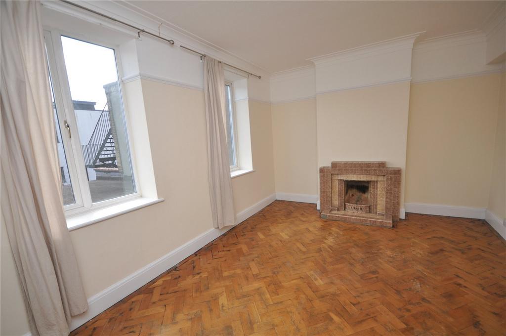 Ballards Lane, Finchley, N3 4 bed apartment - £425,000