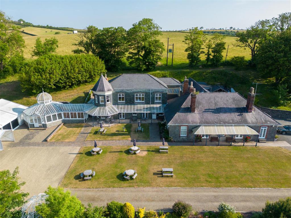 Laugharne, Carmarthen Property - £1,600,000