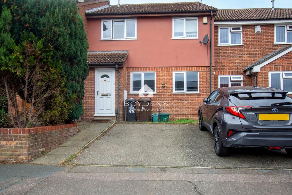 Adelaide Drive, Colchester CO2 2 bed terraced house - £220,000