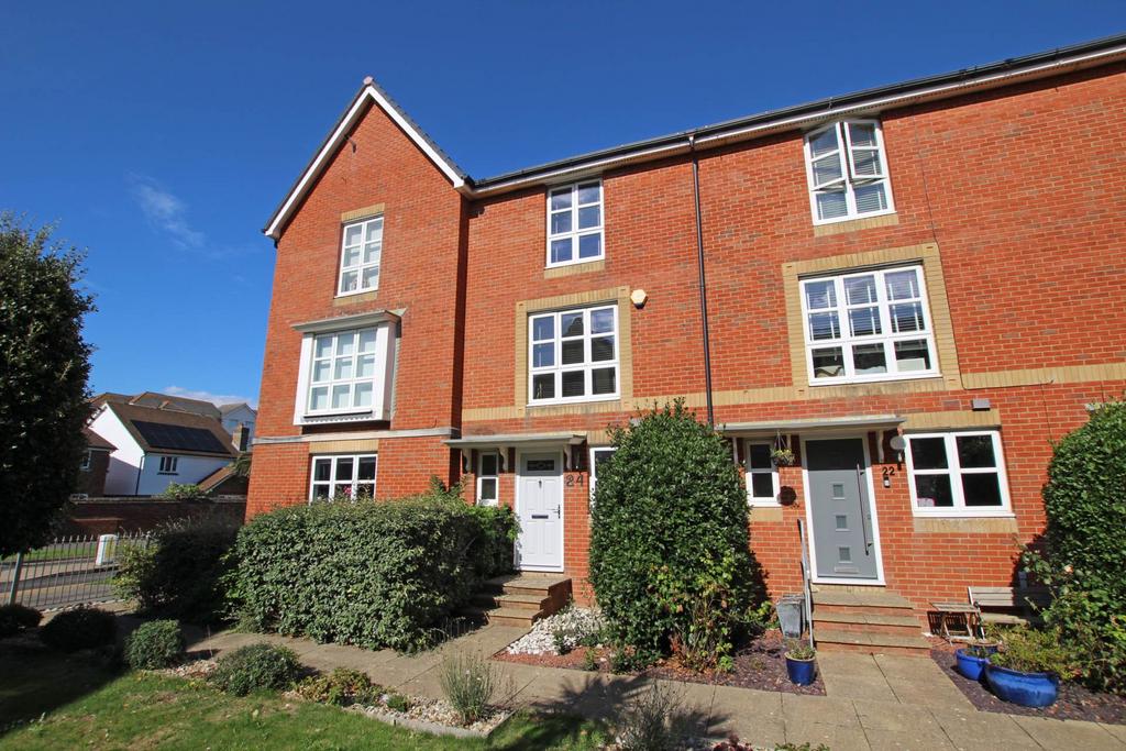 Caroline Way, Sovereign Harbour, BN23... 4 bed house - £375,000