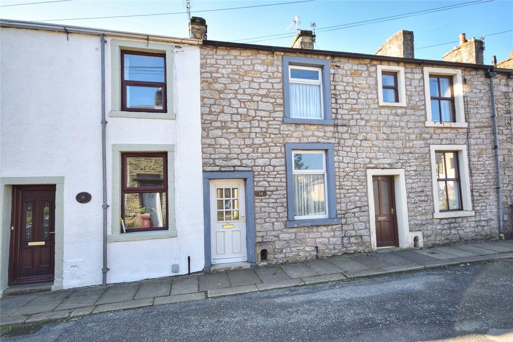 Park Street, Clitheroe, Lancashire, BB7 2 bed terraced house - £120,000