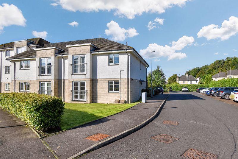 Bankwood Drive, Kilsyth 2 bed apartment - £162,995
