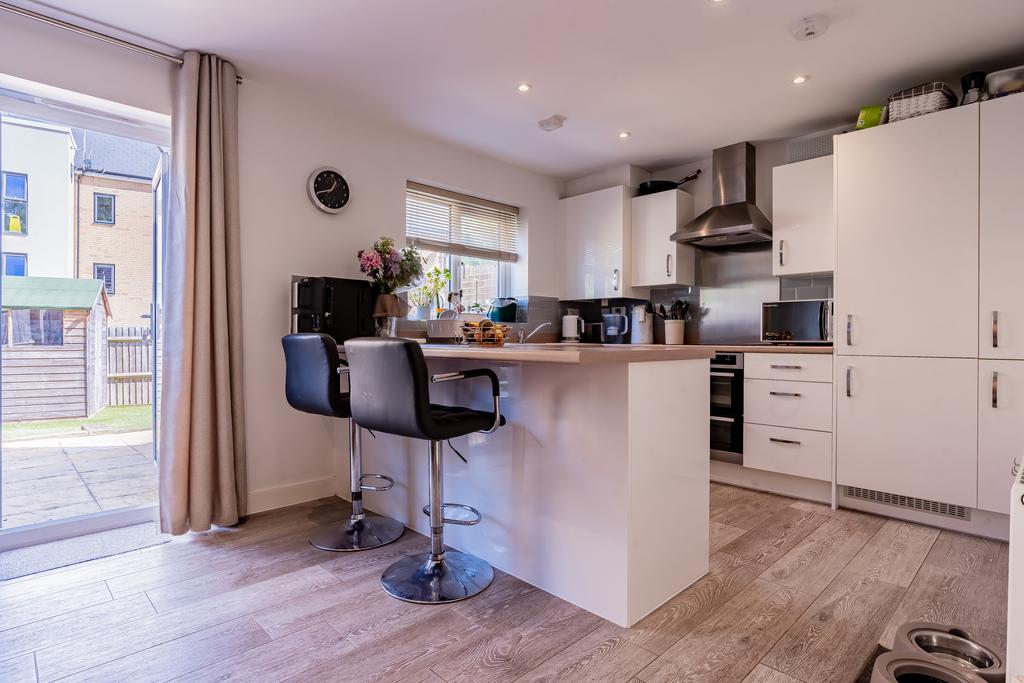 Lyde Green, Bristol BS16 3 bed semi-detached house for sale - £350,000