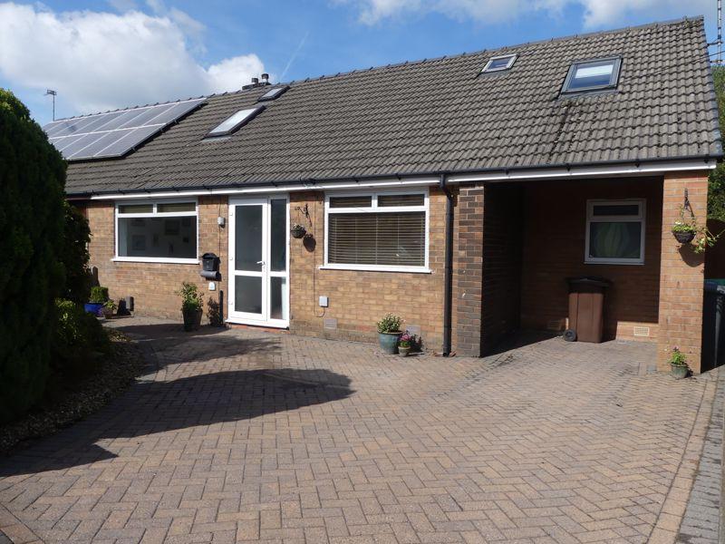 Trent Road, Oldham OL2 4 bed semi-detached bungalow - £289,950