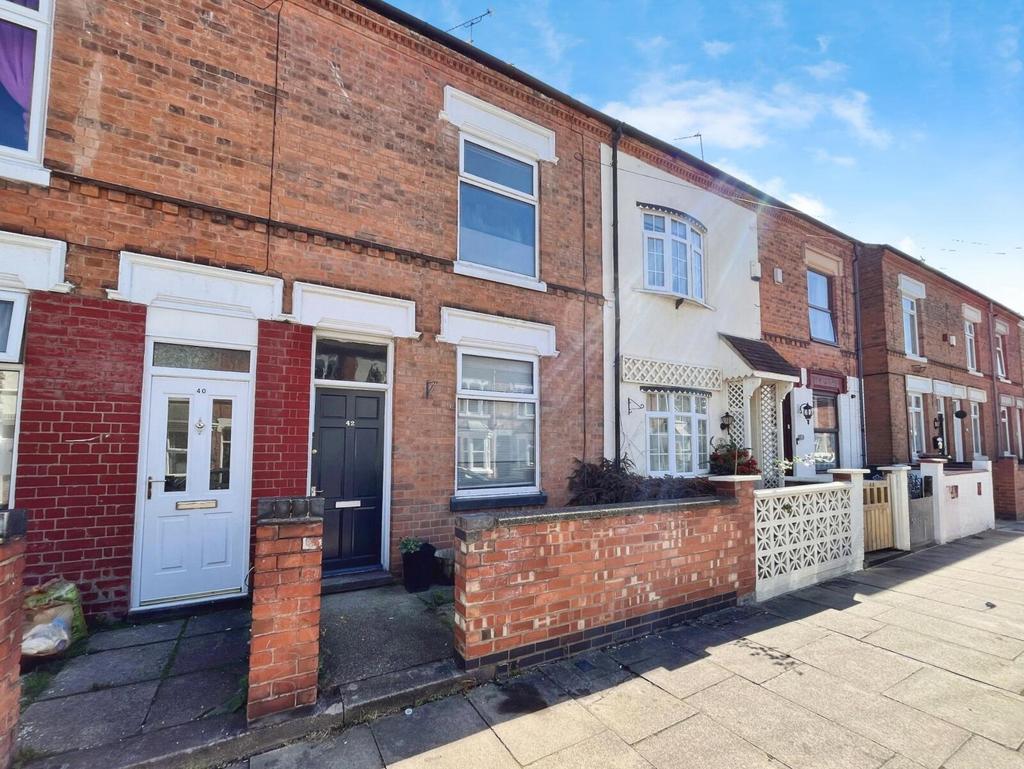 Oban Street, Leicestershire LE3 2 bed terraced house - £170,000