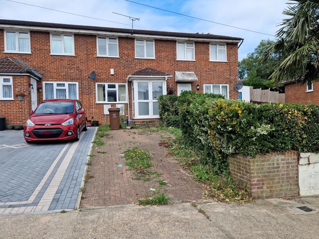 The Tideway, Rochester 3 bed terraced house - £275,000