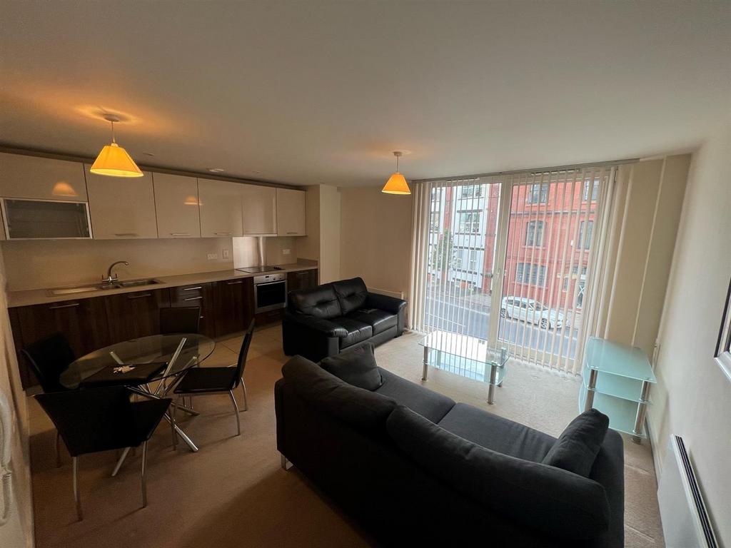 Spectrum, Block 12, Blackfriars Road 2 bed apartment - £1,295 pcm (£299 pw)