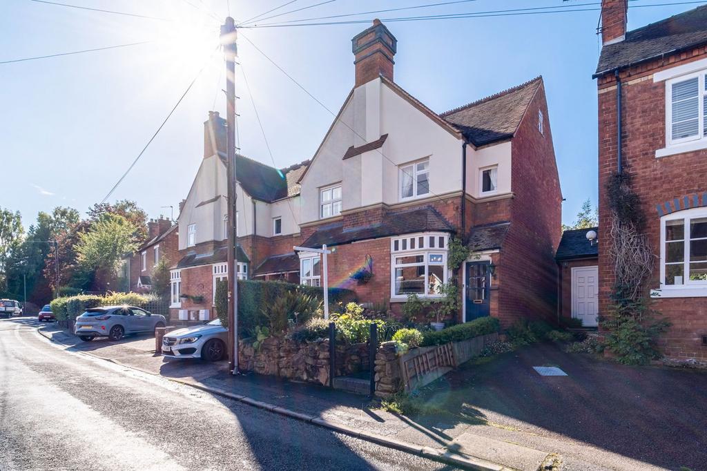 Gaia Lane, Lichfield WS13 4 bed semi-detached house - £450,000