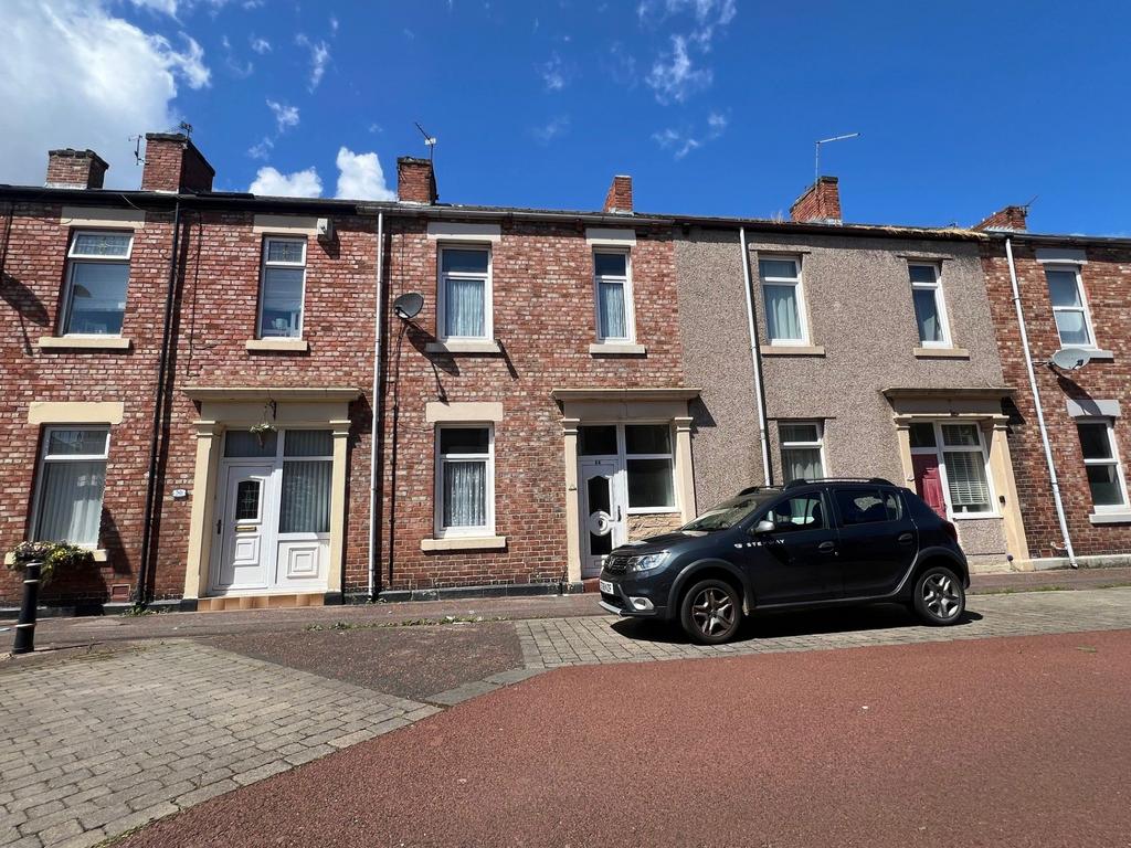 Seymour Street, North Shields, Tyne... 3 bed terraced house - £80,000