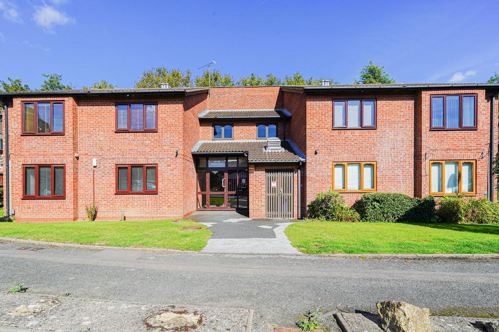 Kendal Grove, Solihull, B92 1 bed ground floor flat - £150,000