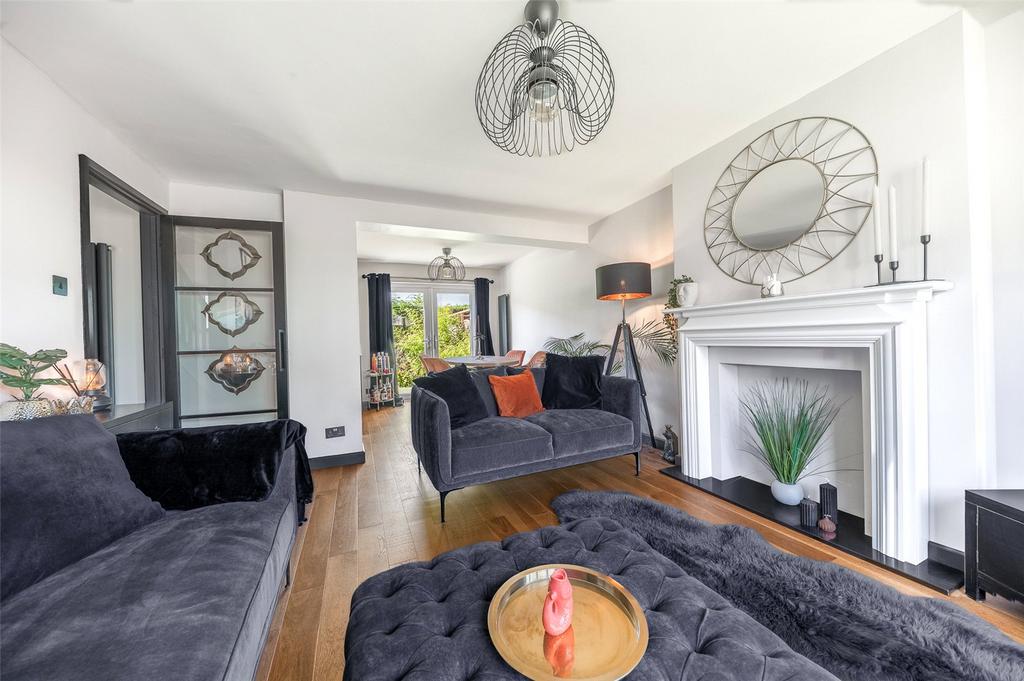 Calder Drive, Cumbria LA9 3 bed link detached house for sale - £335,000