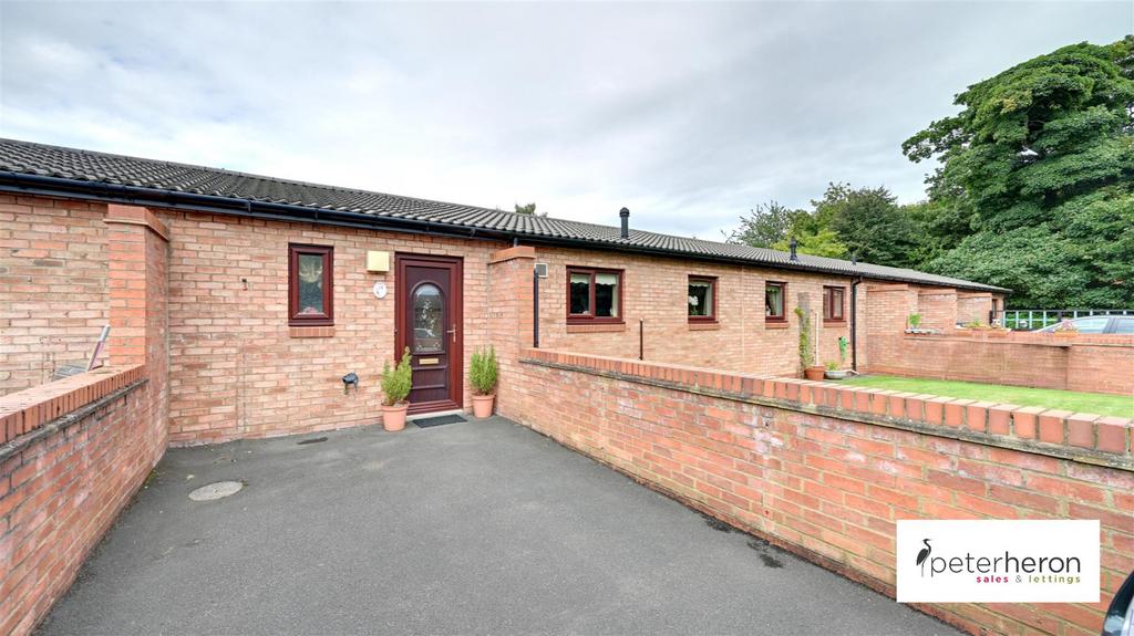 Plane Tree Court, Doxford Park Way... 2 bed bungalow for sale - £89,950