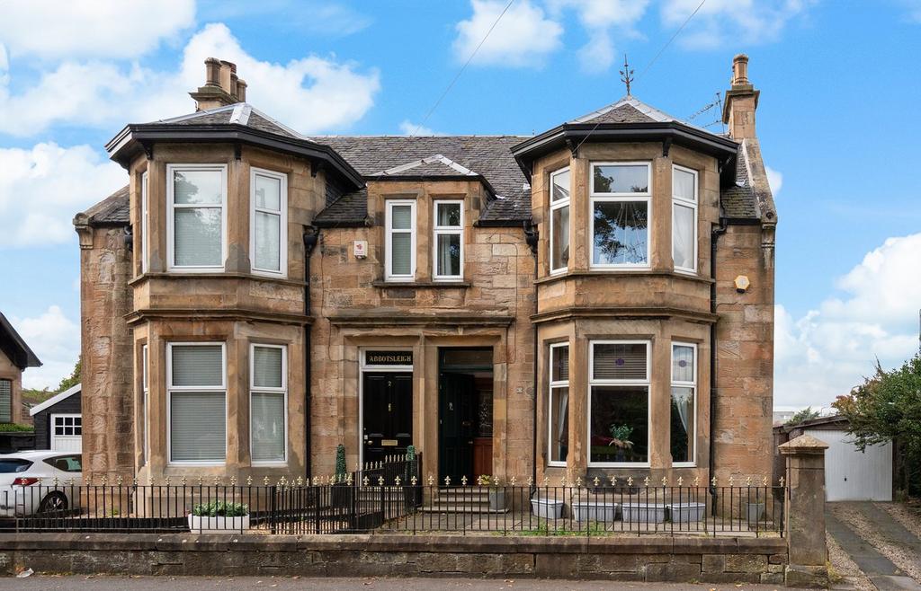 Abbots Road, Grangemouth, FK3 4 bed semi-detached house for sale - £290,000