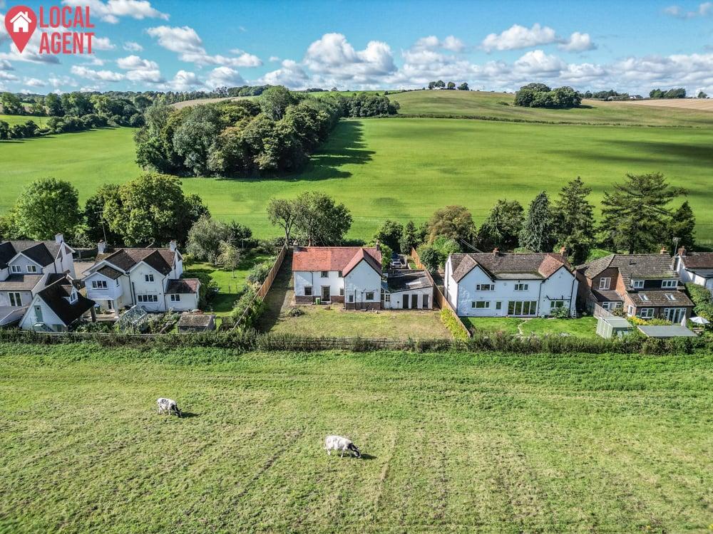 Maplescombe Lane, Farningham... 2 bed detached house - £700,000