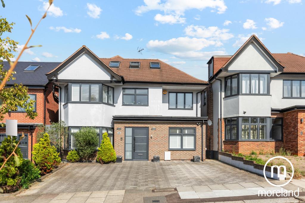 Vaughan Avenue, London NW4 5 bed detached house - £2,000,000