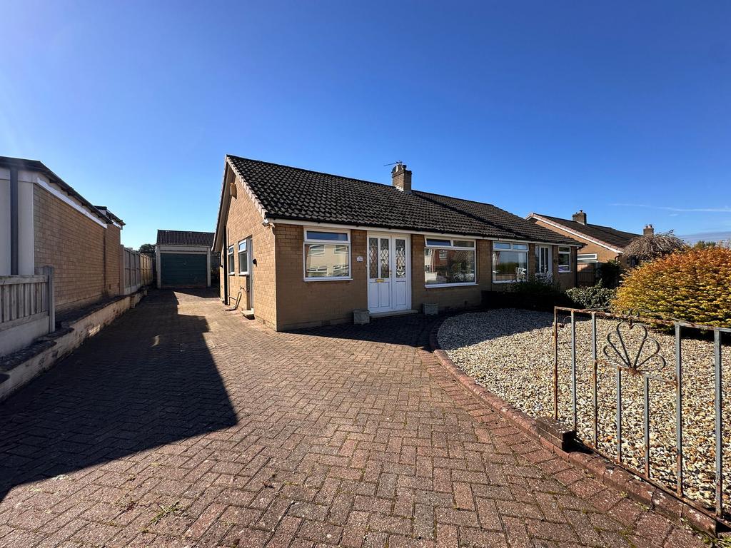Holmrook Road, Carlisle CA2 2 bed semi-detached bungalow - £165,000