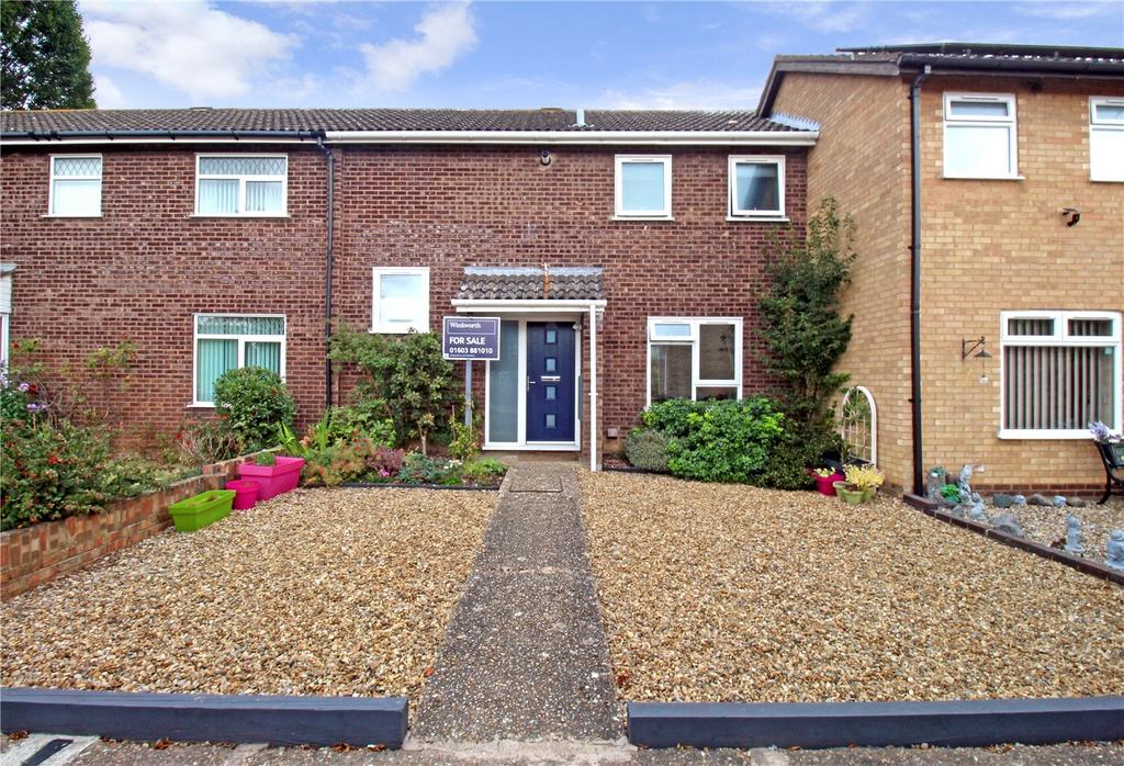 St Pauls Close, Hellesdon, Norwich... 3 bed terraced house - £240,000