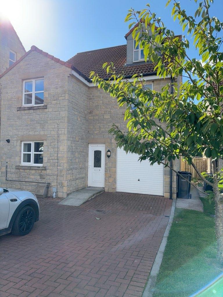 Cherry Tree Drive, Tweedmouth... 4 bed house - £1,200 pcm (£277 pw)