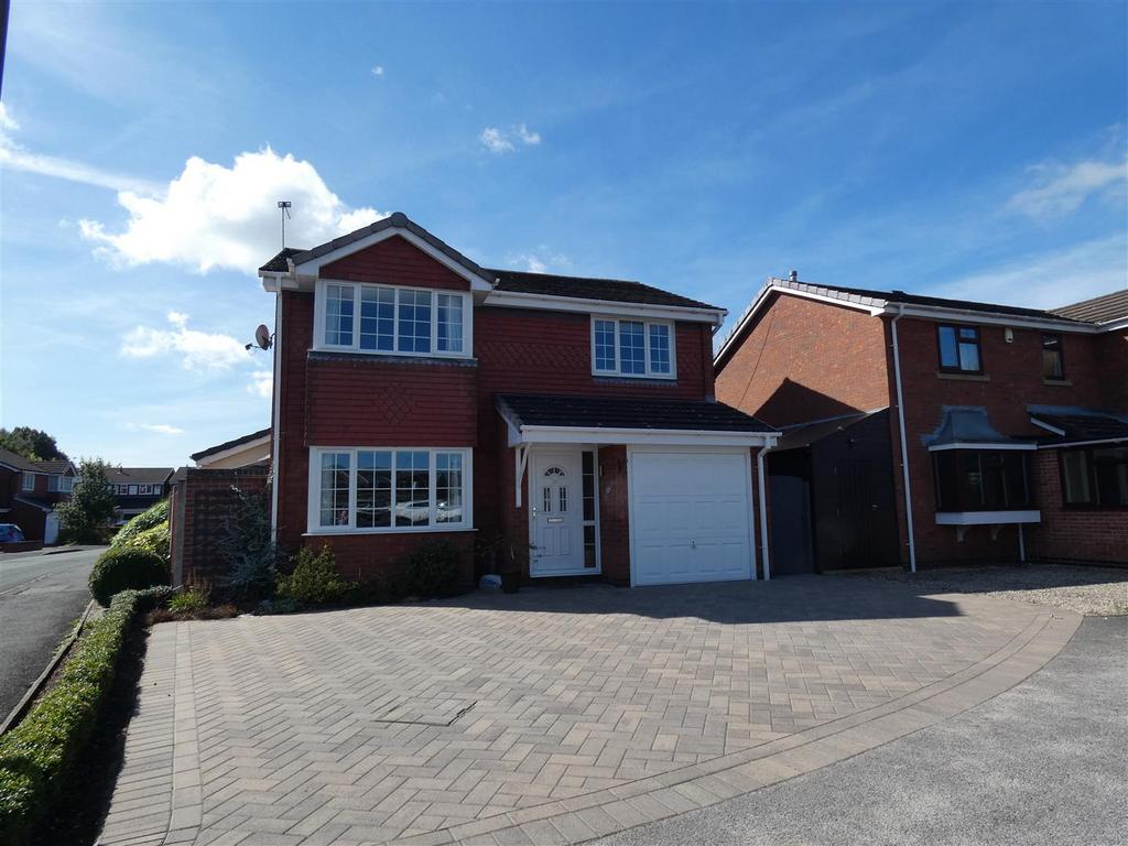Knightsbridge Way, Stretton... 4 bed detached house - £375,000