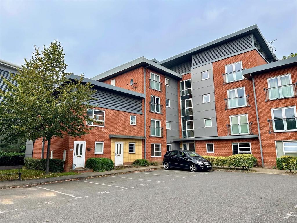 The Hub, Stone Street, Oldbury, B69 2 bed flat - £895 pcm (£207 pw)