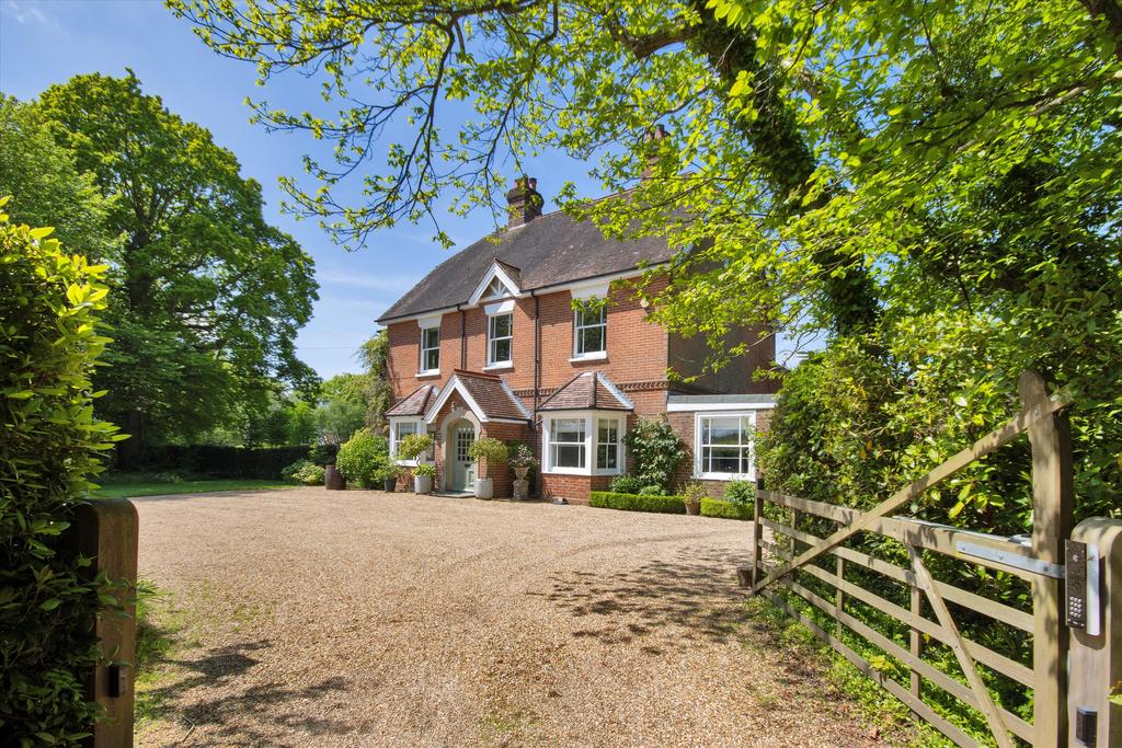 Station Road, Stonegate, Wadhurst... 6 bed detached house for sale - £ ...